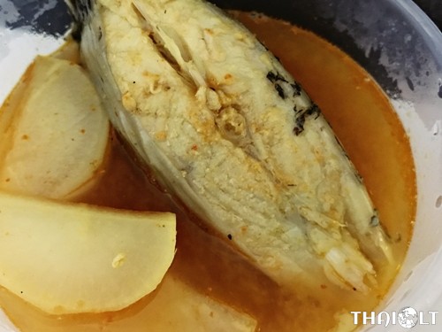 Kaeng Som - Thai Sour Curry Soup | THAI.LT