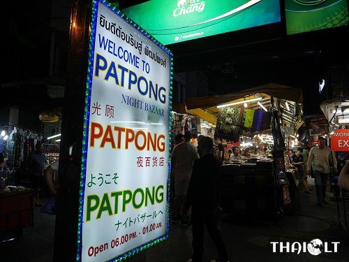 Patpong Night Market – Shopping between Red Lights in Bangkok | THAI.LT